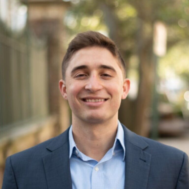 Loloi Rugs - Cimulate AI